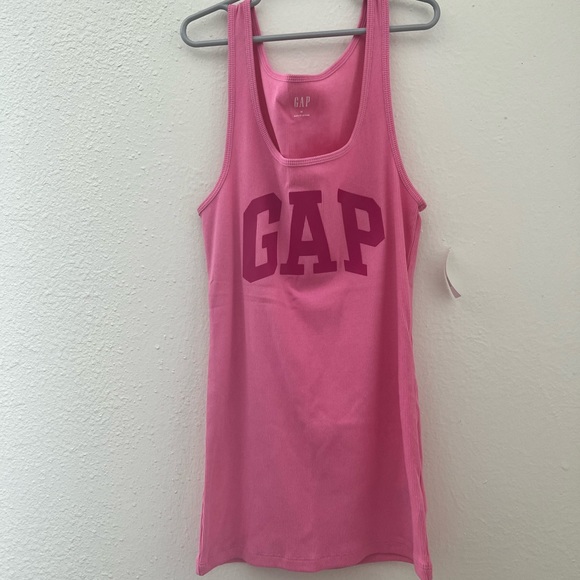 GAP | Tops | Hot Pink Gap Top | Poshmark